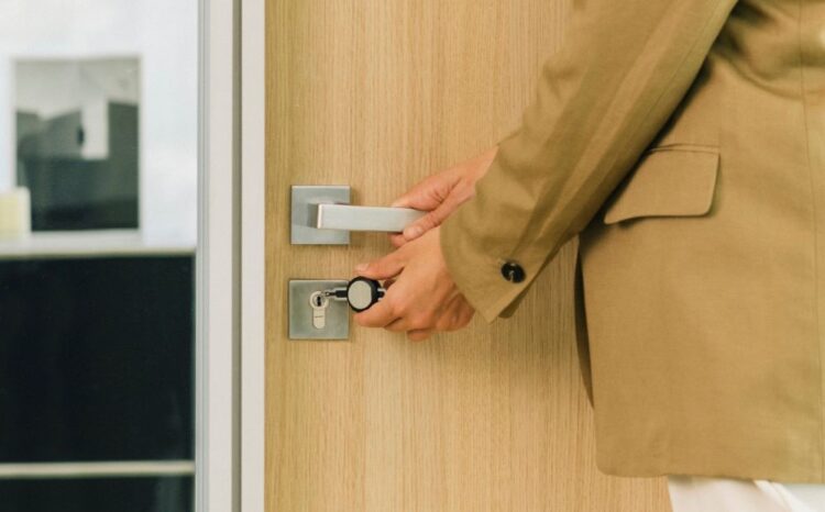 Abloy UK’s eCLIQ achieves UK Gold standard for Retrofit PAS24 Doorsets ...